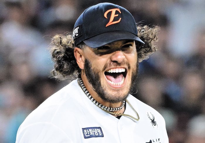 Hanwha's Ponce breaks KBO single-season strikeout record