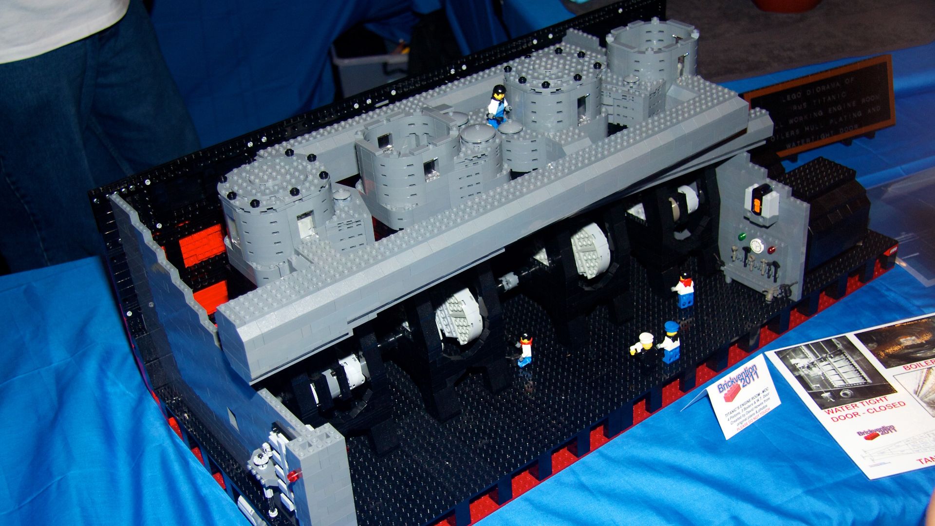 The 10 Most Complex LEGO Sets Only True Masters Can Do & The 10 Most ...