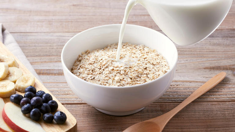 6 Everyday Foods That Can Help Lower Bad Cholesterol Naturally