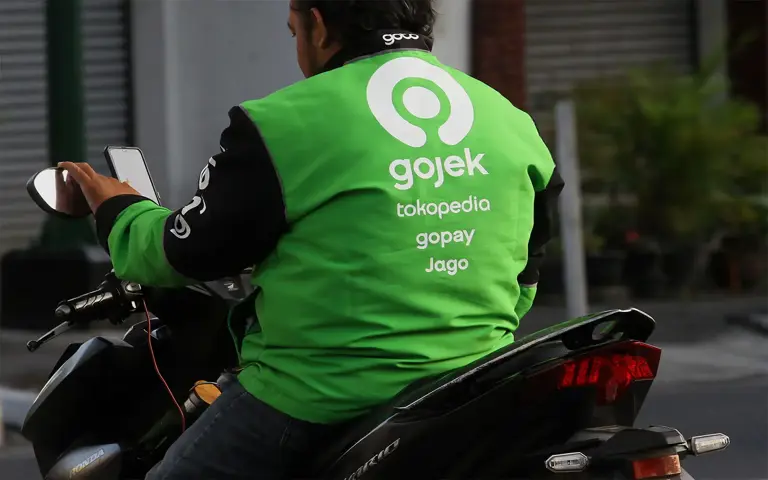 Indonesian protests draw regional solidarity with food orders for ...
