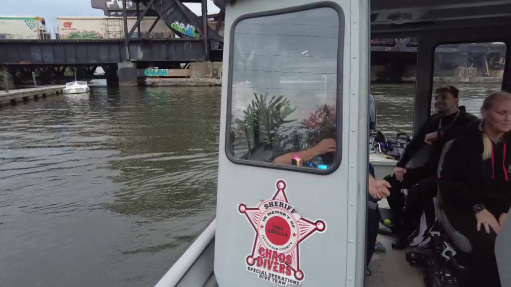 Chaos Divers locate more than 90 submerged cars in Chicago River system