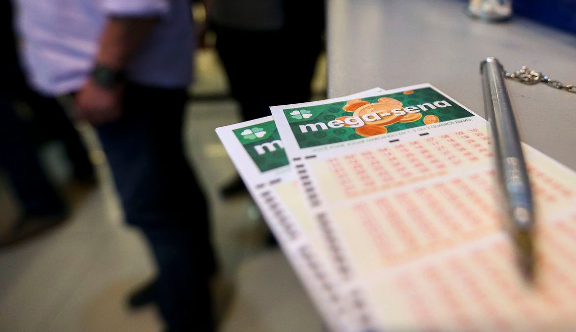 Mega-Sena 2939: sorteio desta terça (11) pode pagar R$ 67 milhões