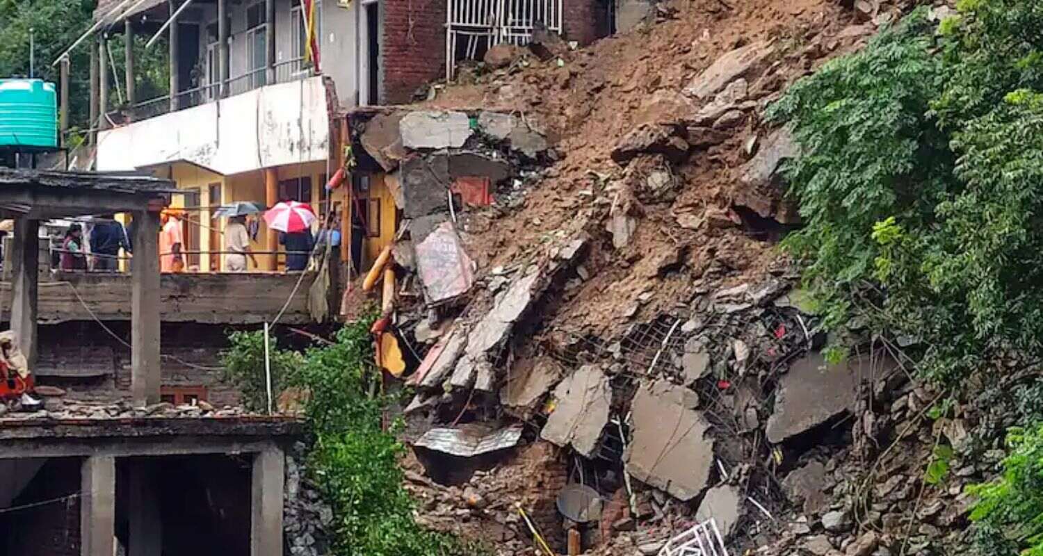 Landslide buries houses in Kullu; 1 dead, 5 missing
