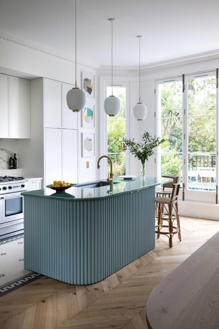 I'll Say It, White Countertops Aren't Exciting — 6 Kitchens That'll ...