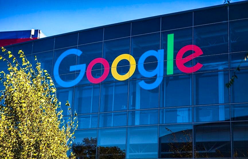 Google condamné à verser 425 millions de dollars