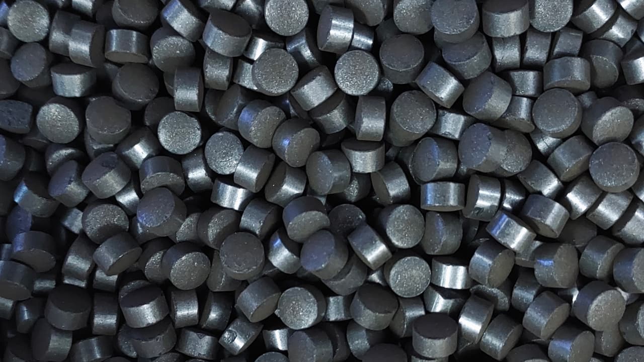 A Simple Metal May Unlock the Future of Plastic Recycling