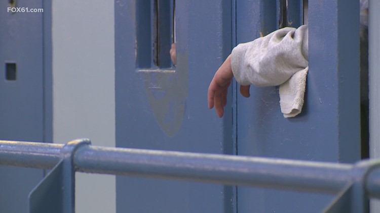 Correctional officers’ union reports ‘chaos and violence’ in ...