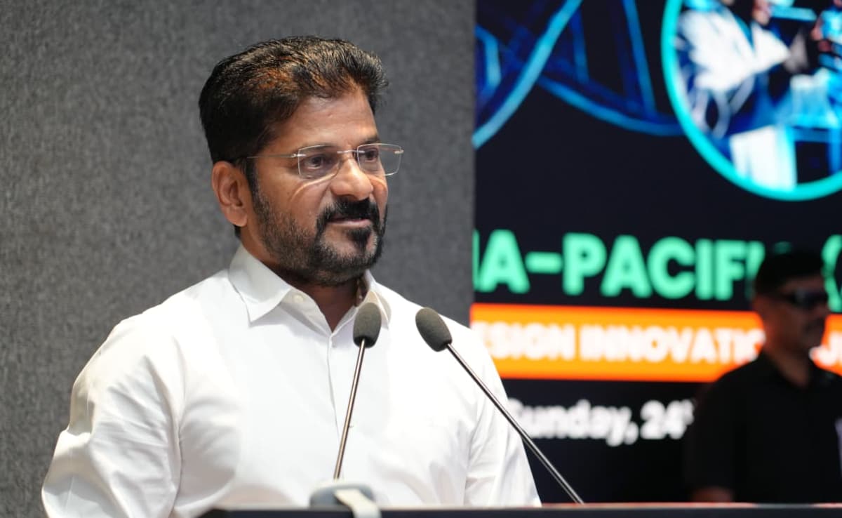 Senior ministers meet in Revanth Reddy's absence, Congress denies rift buzz