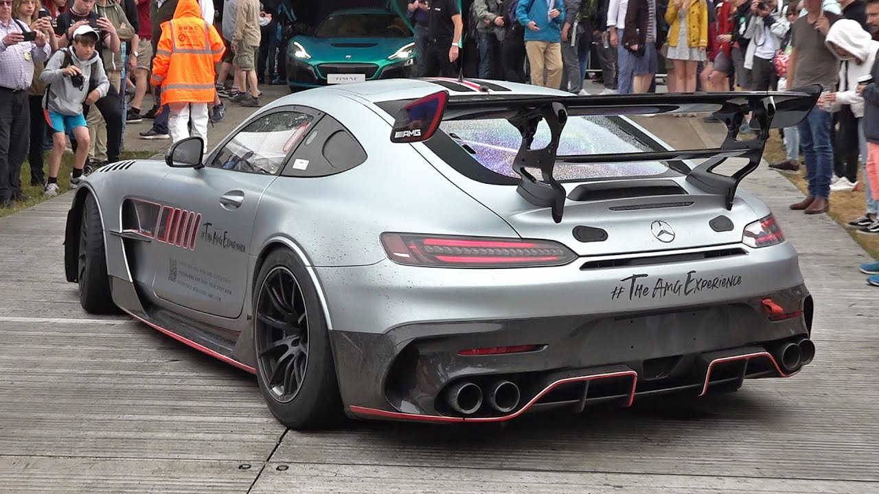 Mercedes-AMG GT Track Series: incidente e sound da pista