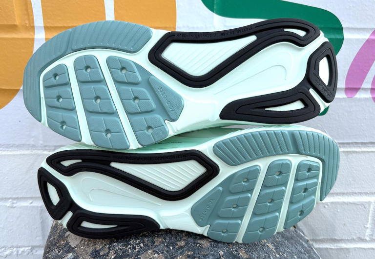 Nike Structure 26 Review | A Complete Redesign that Still Has Flaws