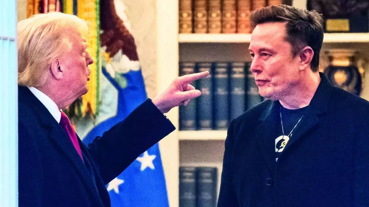 Donald Trump is back to openly talking about Tesla CEO Elon Musk, says ...
