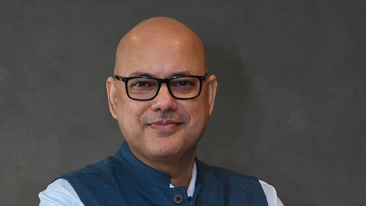 'AI will enhance work, not replace it': Snowflake to hire 700 in India by 2025, says Vijayant Rai