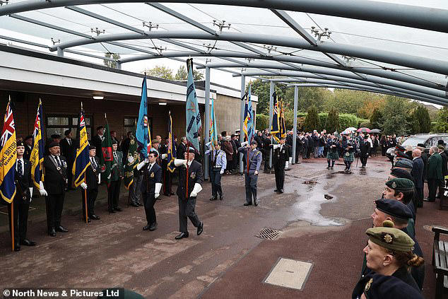 RAF veteran, 91, is remembered by 600 strangers at funeral after he ...