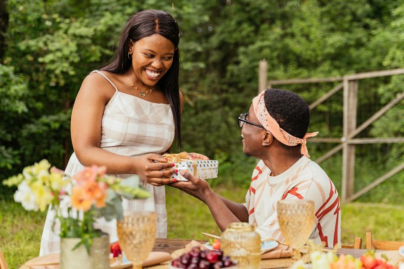 12 Tiny Everyday Gestures That Prove Someone Truly Respects You