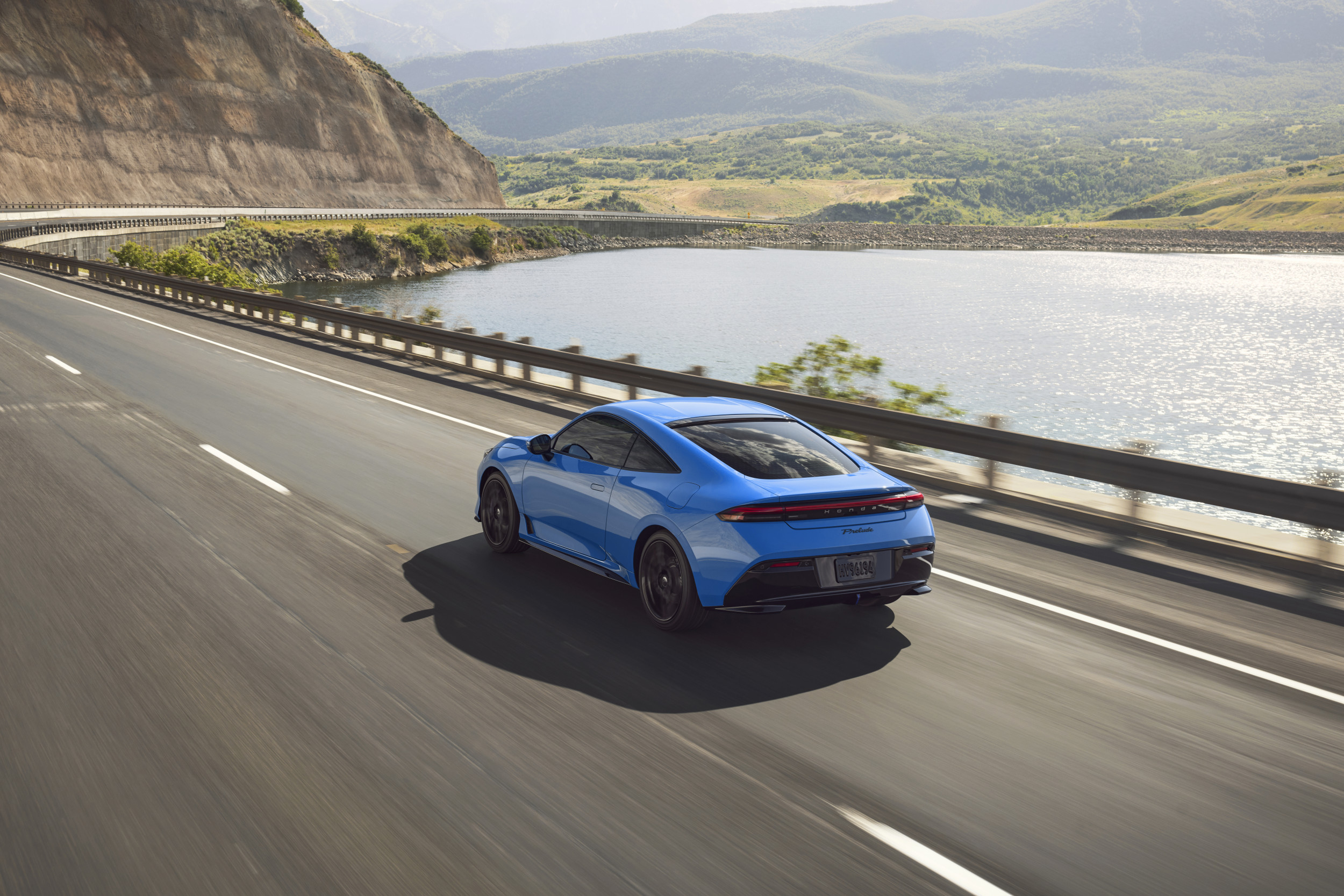 Honda adds hybrid sports car infused with company's racing DNA