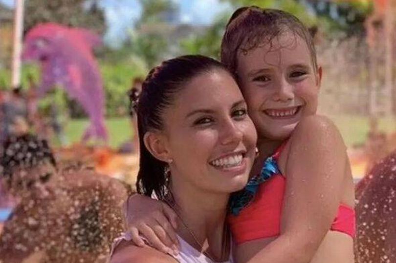 Sweet six year old stood up to her father - so he doused the family in ...