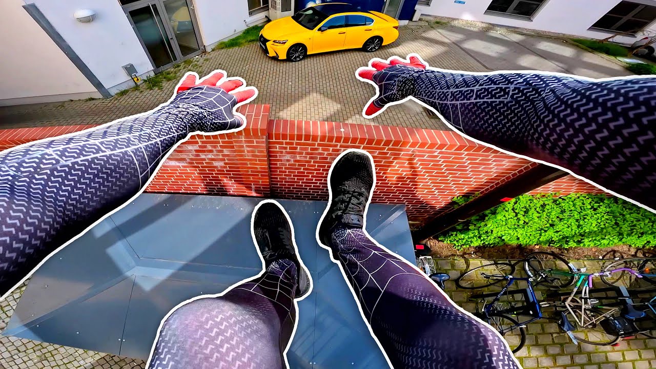 SPIDERMAN vs SPIDER-GWEN - Real Life Parkour POV
