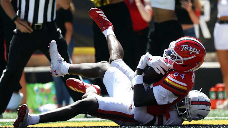 Former SEC Receiver Impressed by Malik Washington’s Composure in First ...