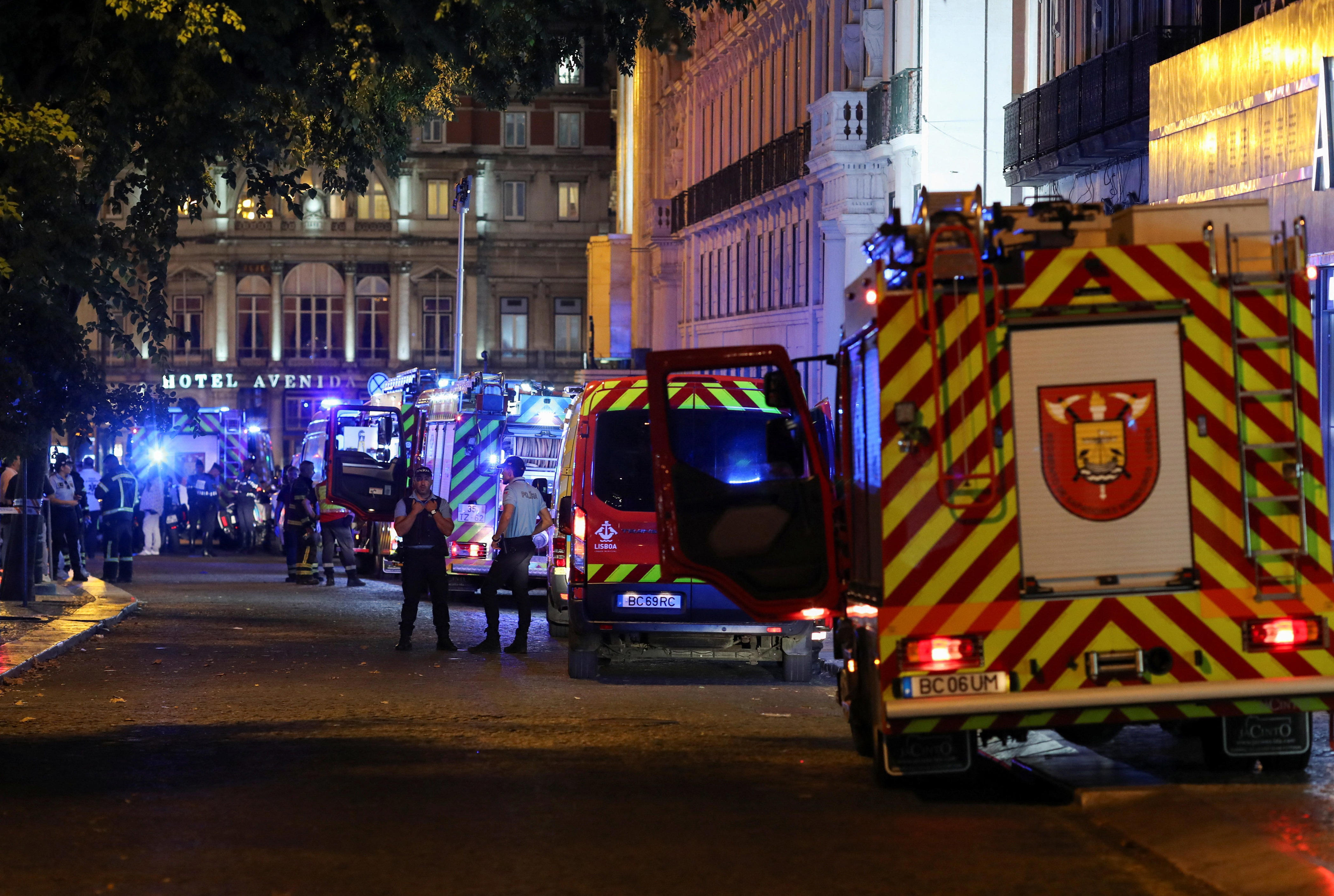 Lisbon funicular crash kills 17. See the tragic scene at popular ...
