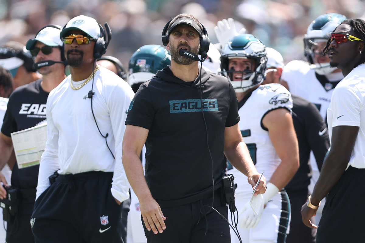 Eagles offensive line coach Jeff Stoutland steps down after playoff ...