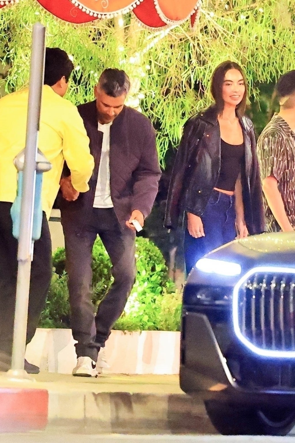 Jessica Alba’s ex Cash Warren, 46, seen leaving club with Seanna ...