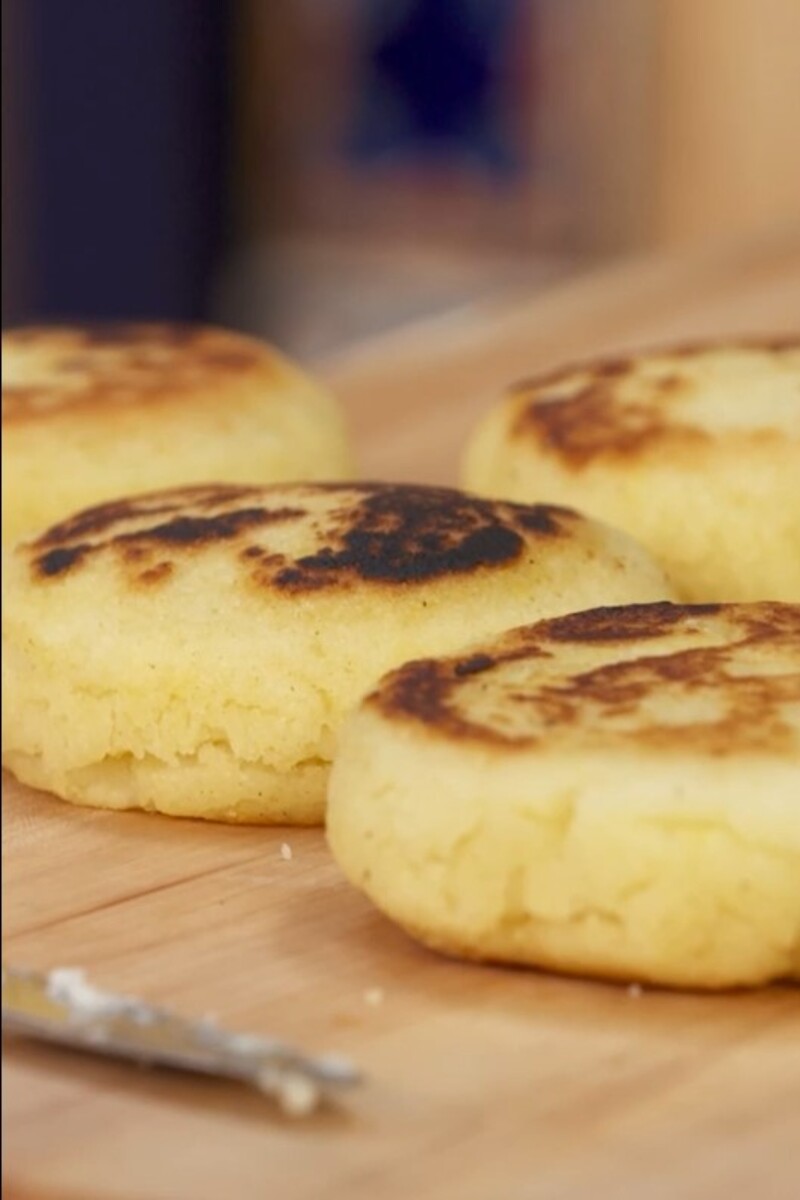 Arepas perfeitas com Harina PAN e crosta estaladiça