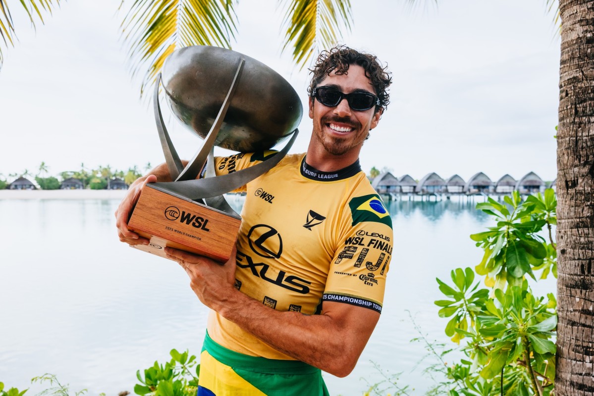 From Free Surfer to World Champ: Yago Dora Does it All