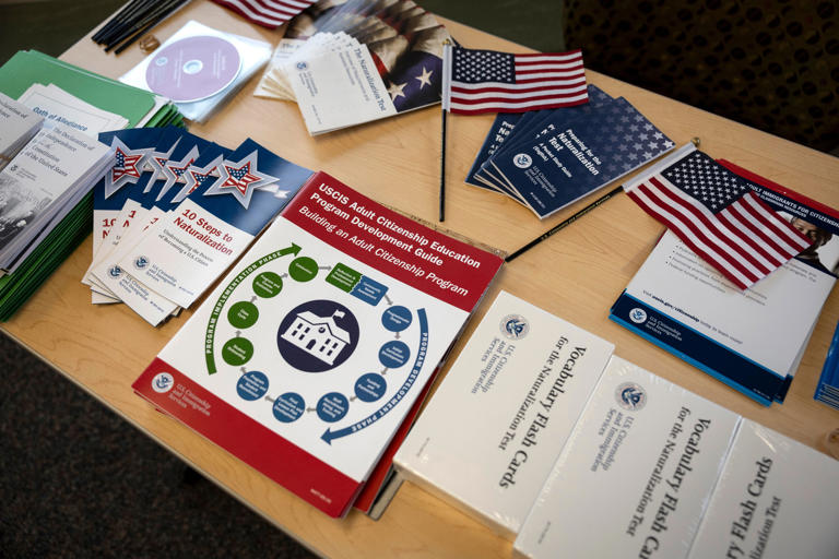 US visa and green card agency creating police force to arrest ...