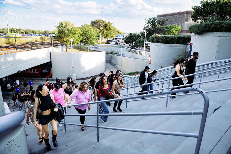 The Weeknd at the Alamodome: A farewell tour or just another dawn?