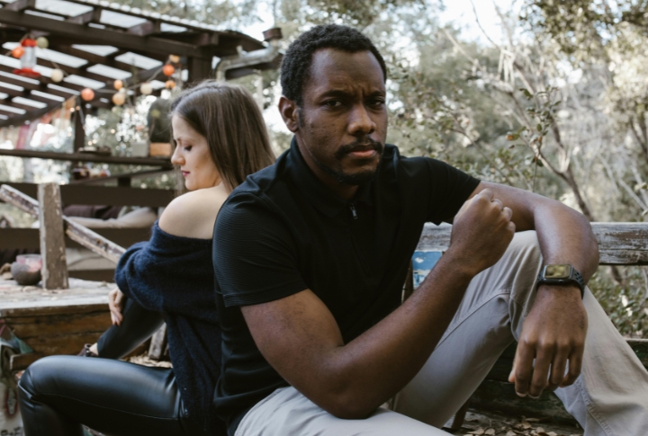 10 Toxic Behaviors You Notice Only When The Relationship Is Over