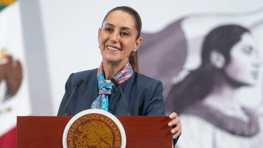 Dará Sheinbaum avance en investigaciones a padres de 43 normalistas de ...