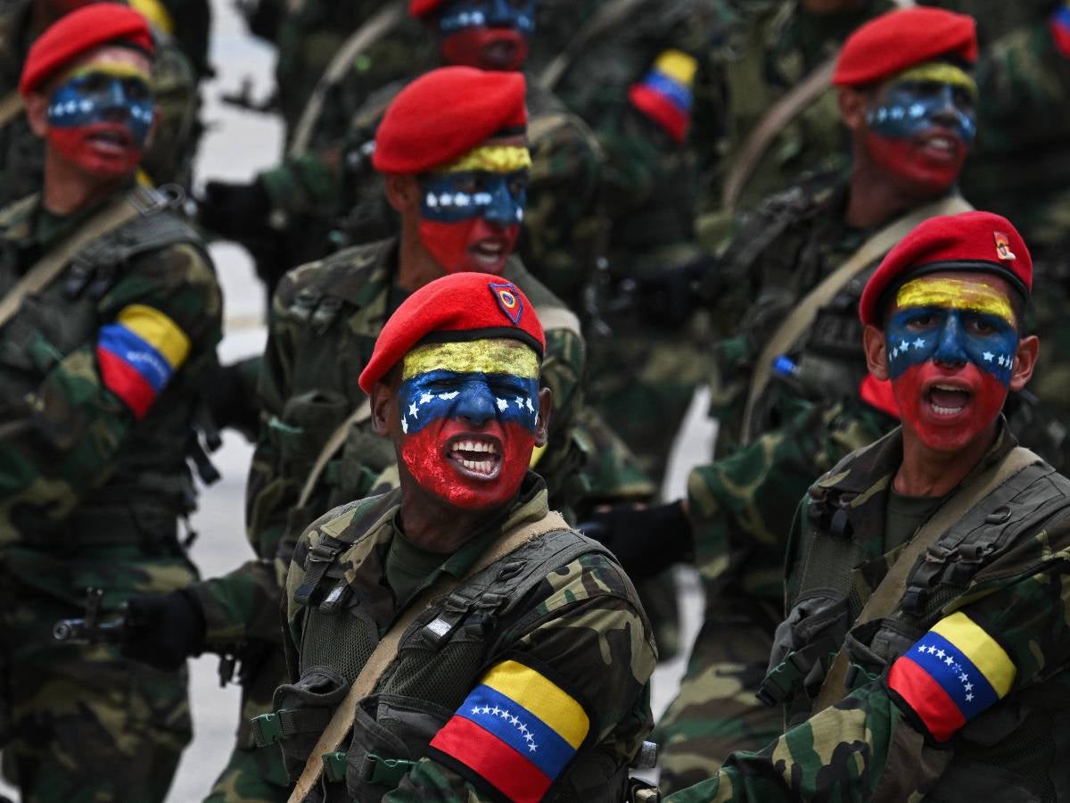 Ante 'amenaza' de EU, ¿cuál es el poder militar de Venezuela?