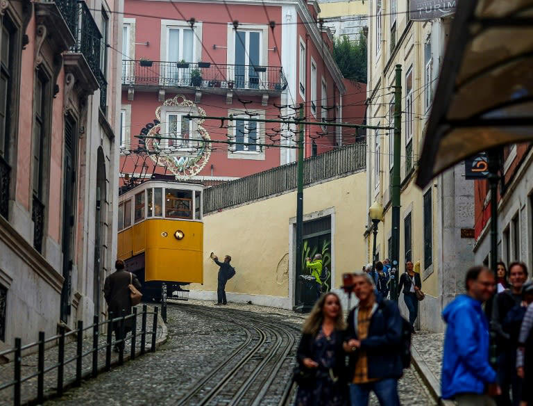 Horror in Lisbon: What Caused the 'Gloria Funicular' Crash That Left At ...