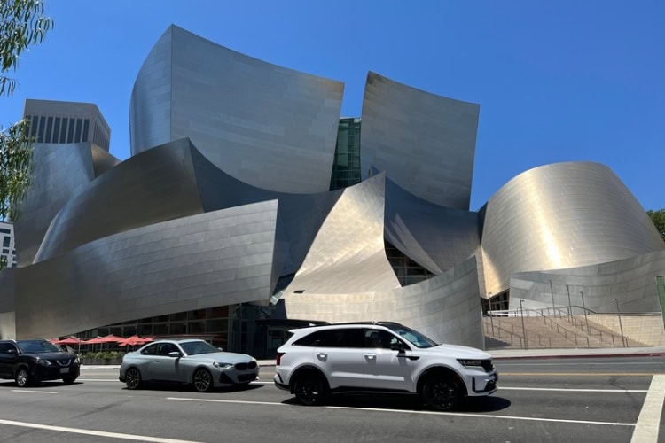 The Complete Los Angeles Guide: Museums, Beaches, and Hollywood Magic