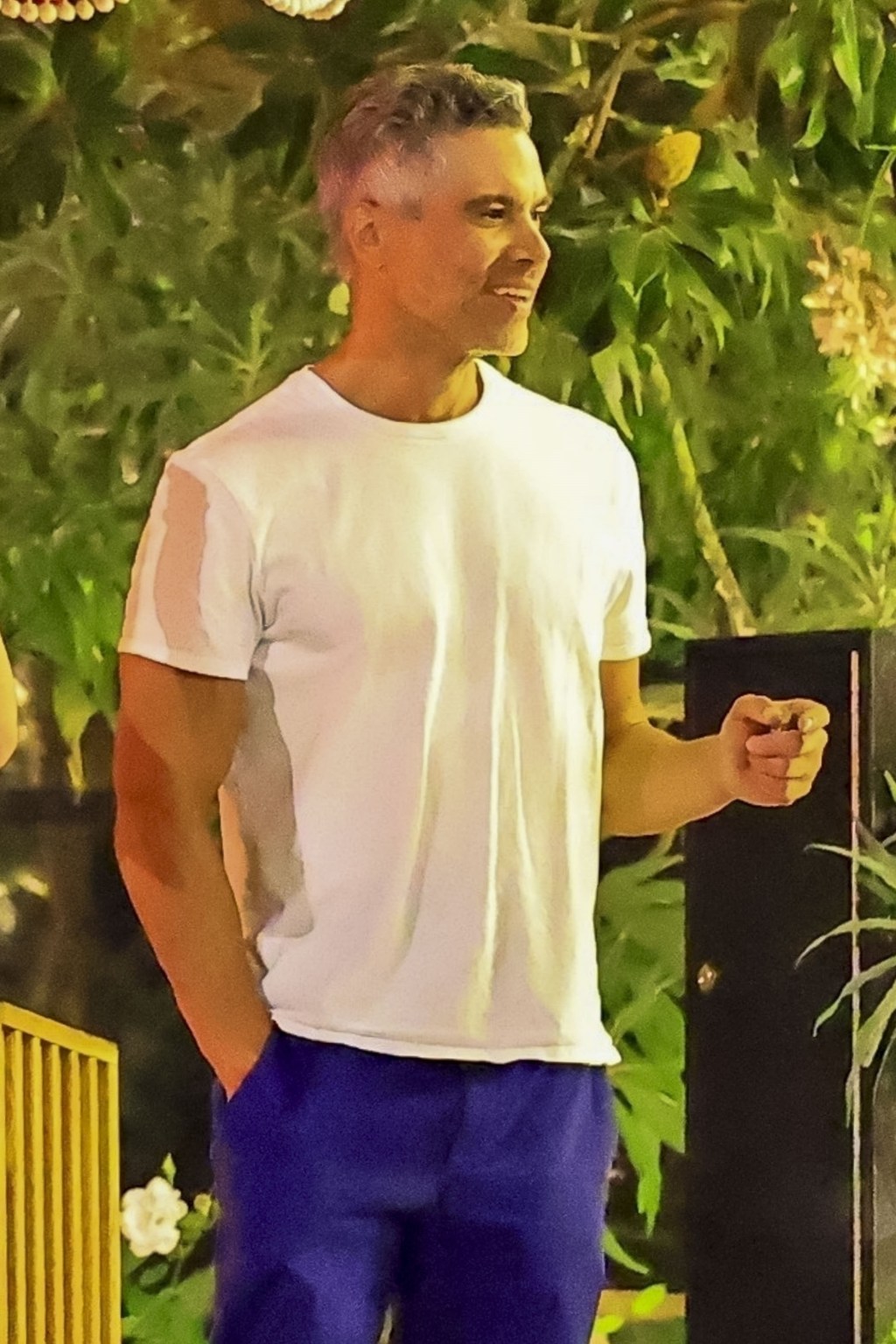 Jessica Alba’s ex Cash Warren, 46, seen leaving club with Seanna ...