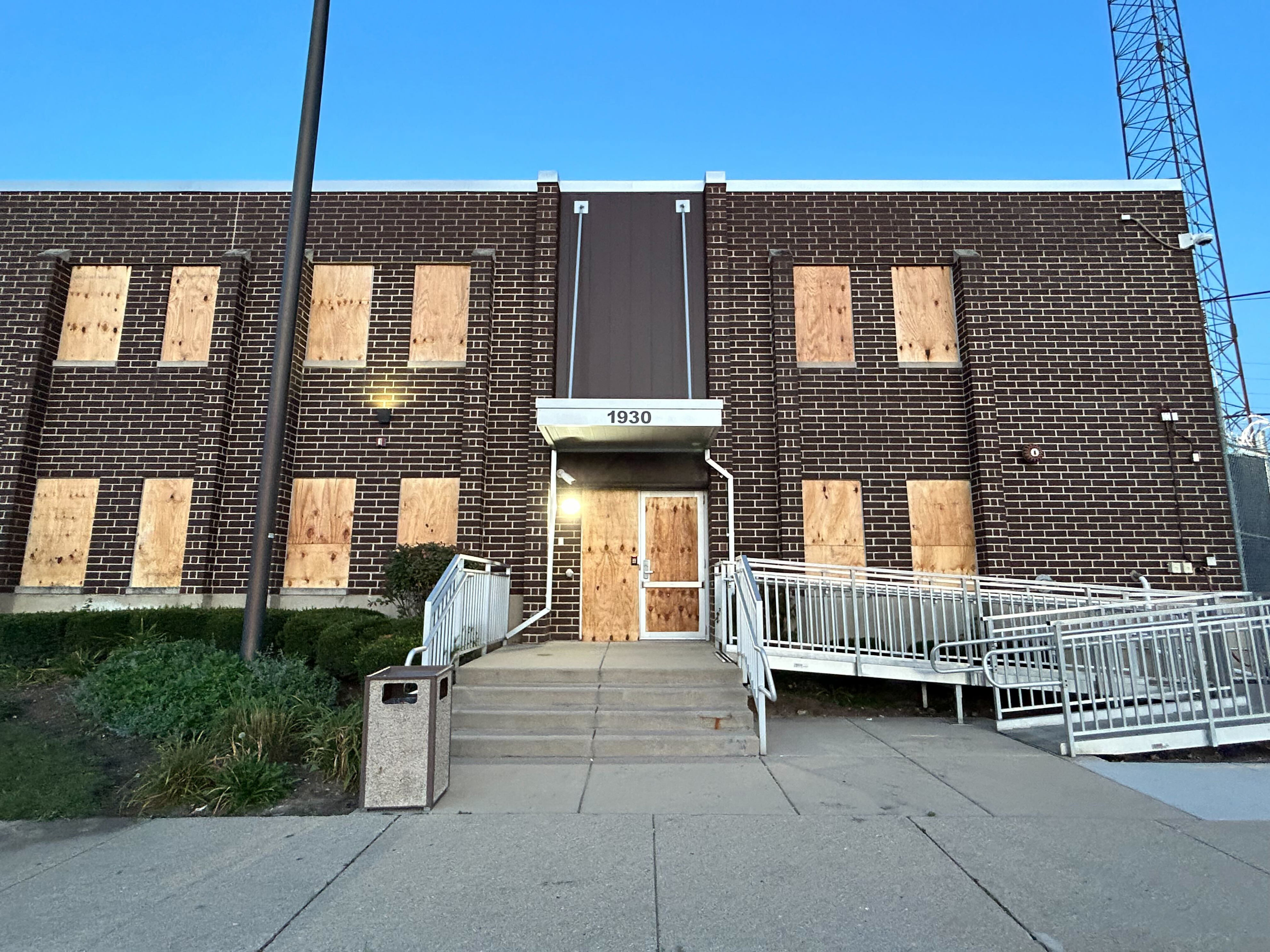 Suburban ICE facility to be used for ‘large-scale' immigration ...