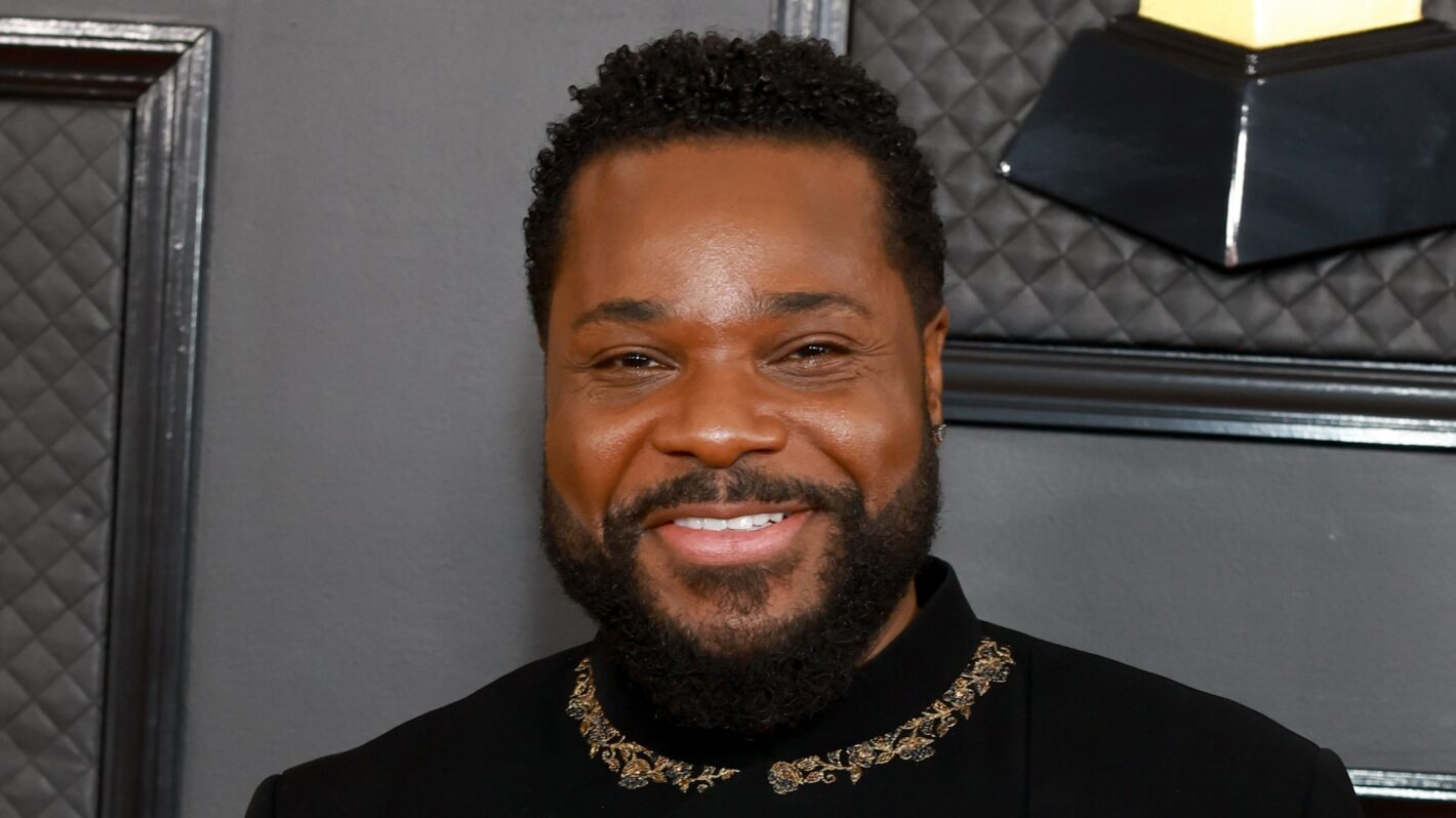 ‘Murder in a Small Town’ Season 2 to Feature Malcolm-Jamal Warner’s ...