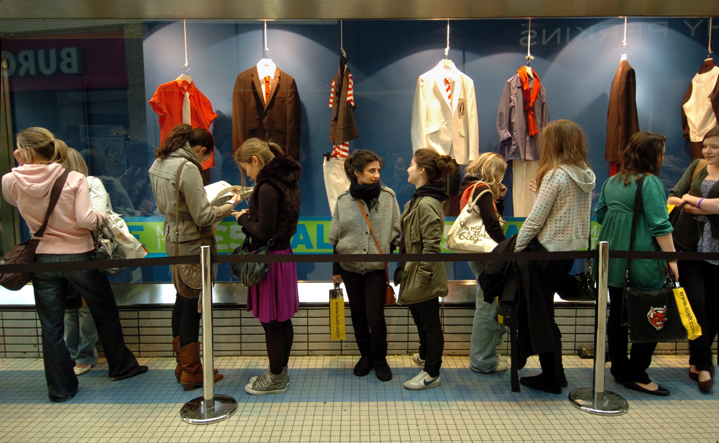 12 photos take you inside Topshop's Leeds Briggate store in the noughties