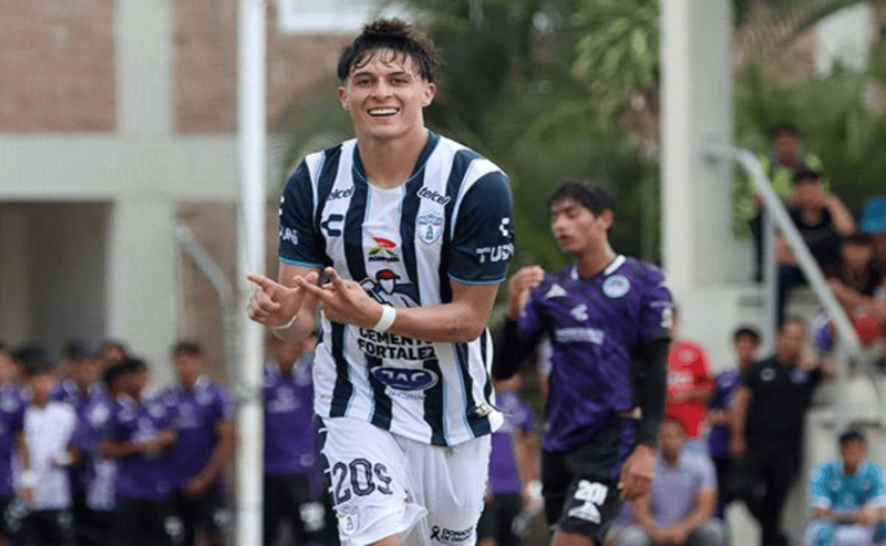 Chivas descubre a su nuevo 9: Sergio Armando Aguayo apunta al primer equipo