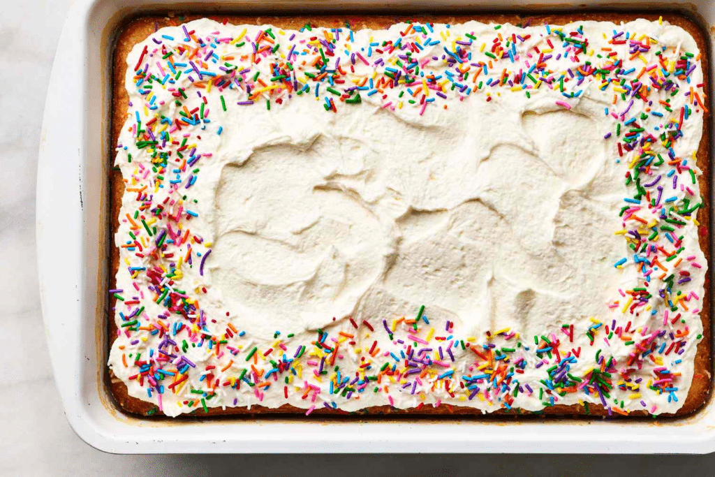 Sweet Tooth Time Machine: 25 Retro Cakes and Treats