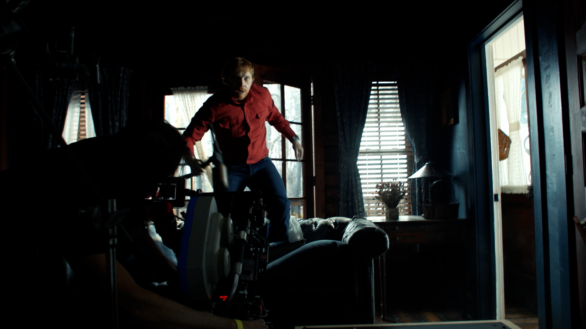 Piégé, testé, terrifié : Le pouvoir glaçant de "Knock At The Cabin ...