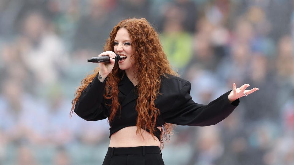 Jess Glynne's 'Hold My Hand' Is Song Of The Summer, TikTok Says—Thanks ...