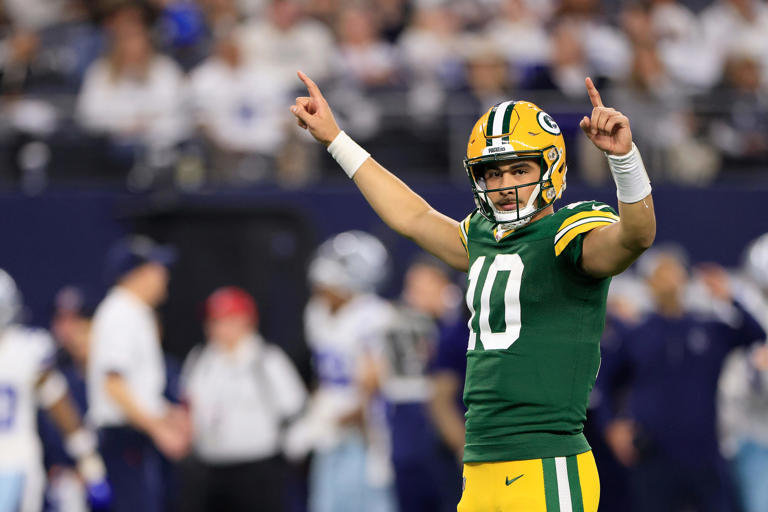 Detroit Lions at Green Bay Packers: Predictions, picks and odds for NFL ...