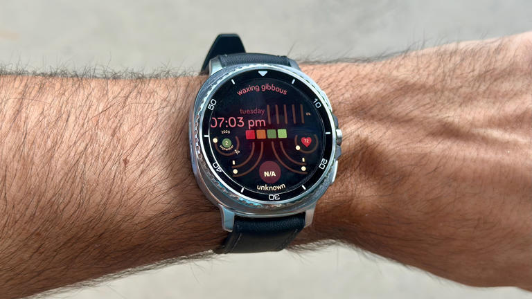 Custom watch faces for the Galaxy Watch 8 and Pixel Watch 4 are ...