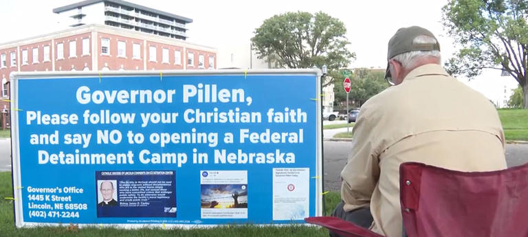 ‘Cornhusker Clink’: Nebraska man protesting McCook ICE detention ...