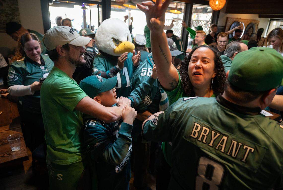 Who's your favorite NFL team? Connect with like-minded fans at these bars