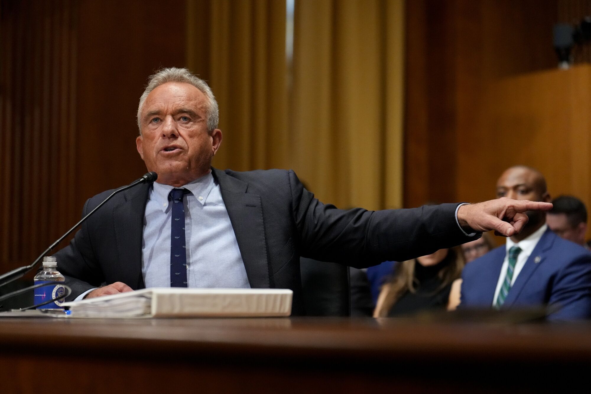 RFK Jr. and Senators Spar in Fiery US Health Policy Hearing