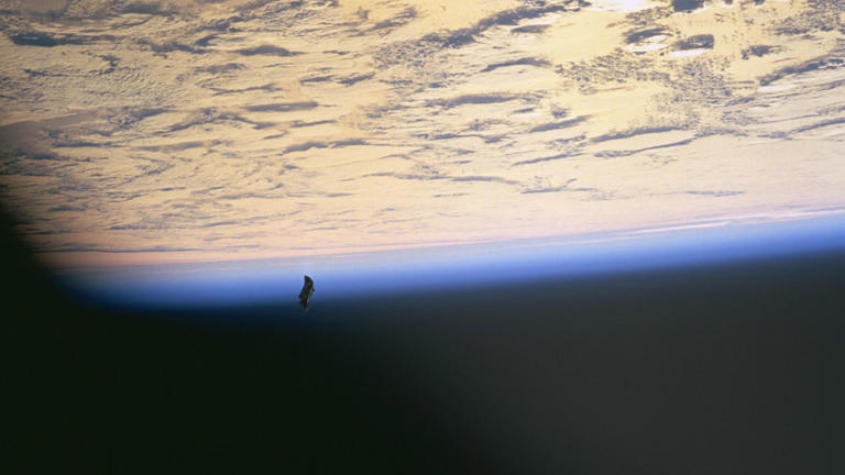 From crystal skulls to hollow moons: 10 science conspiracies that never ...