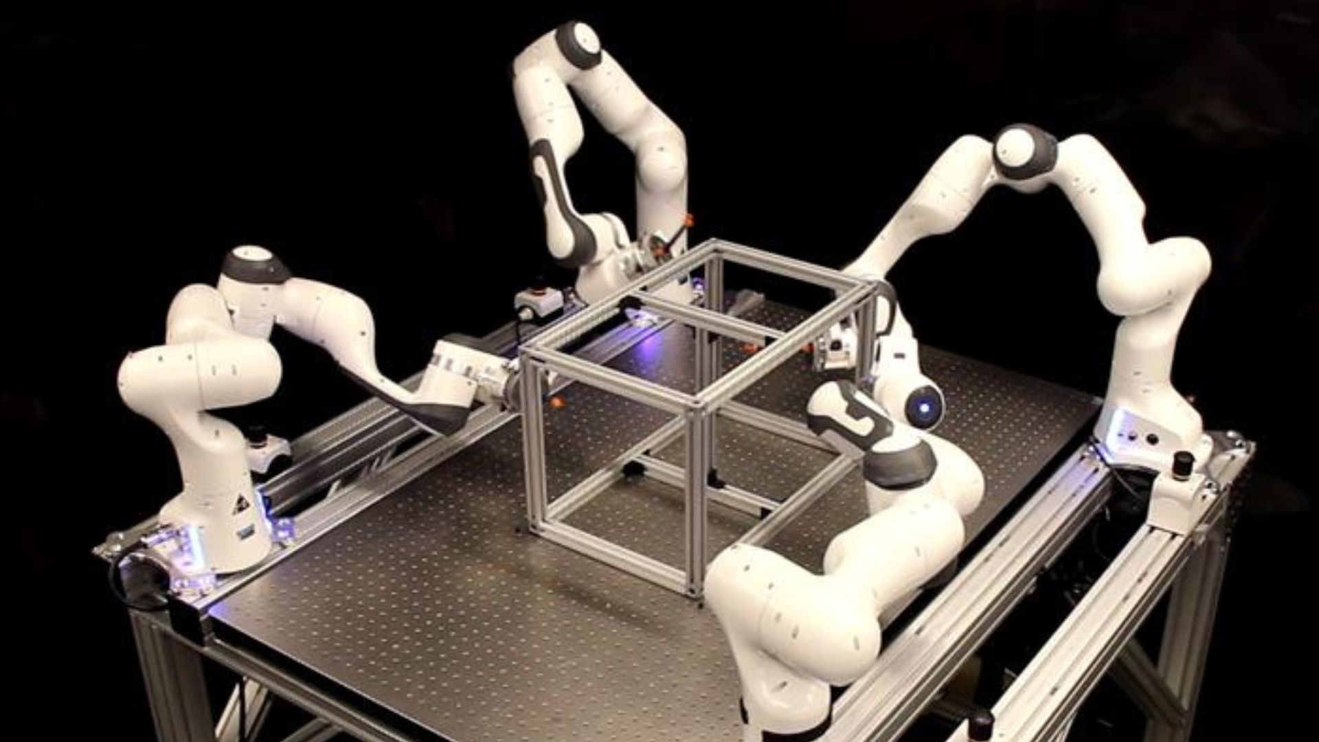 Roboballet: New AI system choreographs robotic arms for faster factory operations