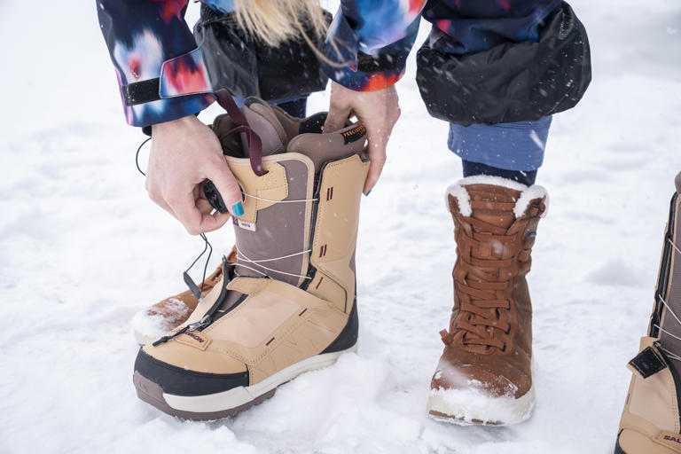 Supportive, Stiff, Streamlined: Salomon Vista Dual BOA Snowboard Boots ...